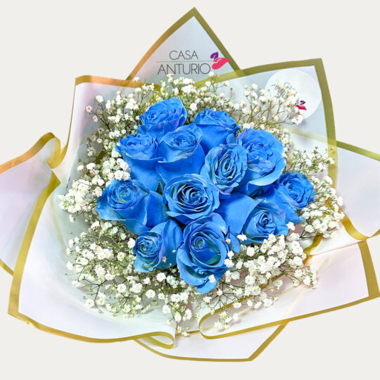 Bouquet de Rosas Azules y Perla